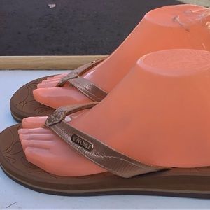 ncai | Shoes | Ncai Womens Metalic Gold Thong Flip Flop Tan And Brown ...